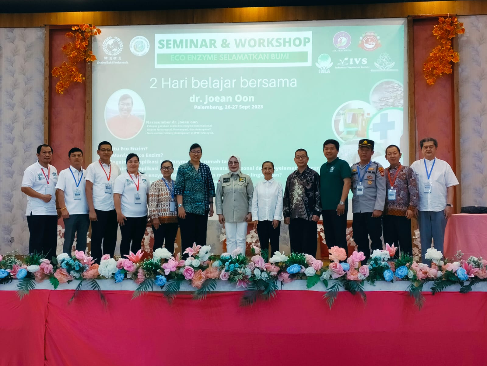 Komunitas Eco Enzyme Menggelar Acara Seminar Dan Workshop Dengan Tema 2 Hari Bersama dr. Joean ...