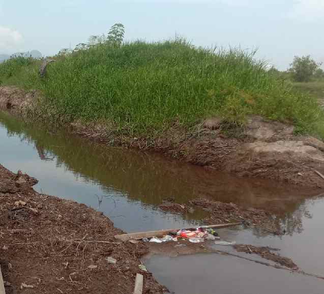 Krisis Air Bersih di Lubuk Batu: Warga Teriak Keluhkan Pencemaran ...